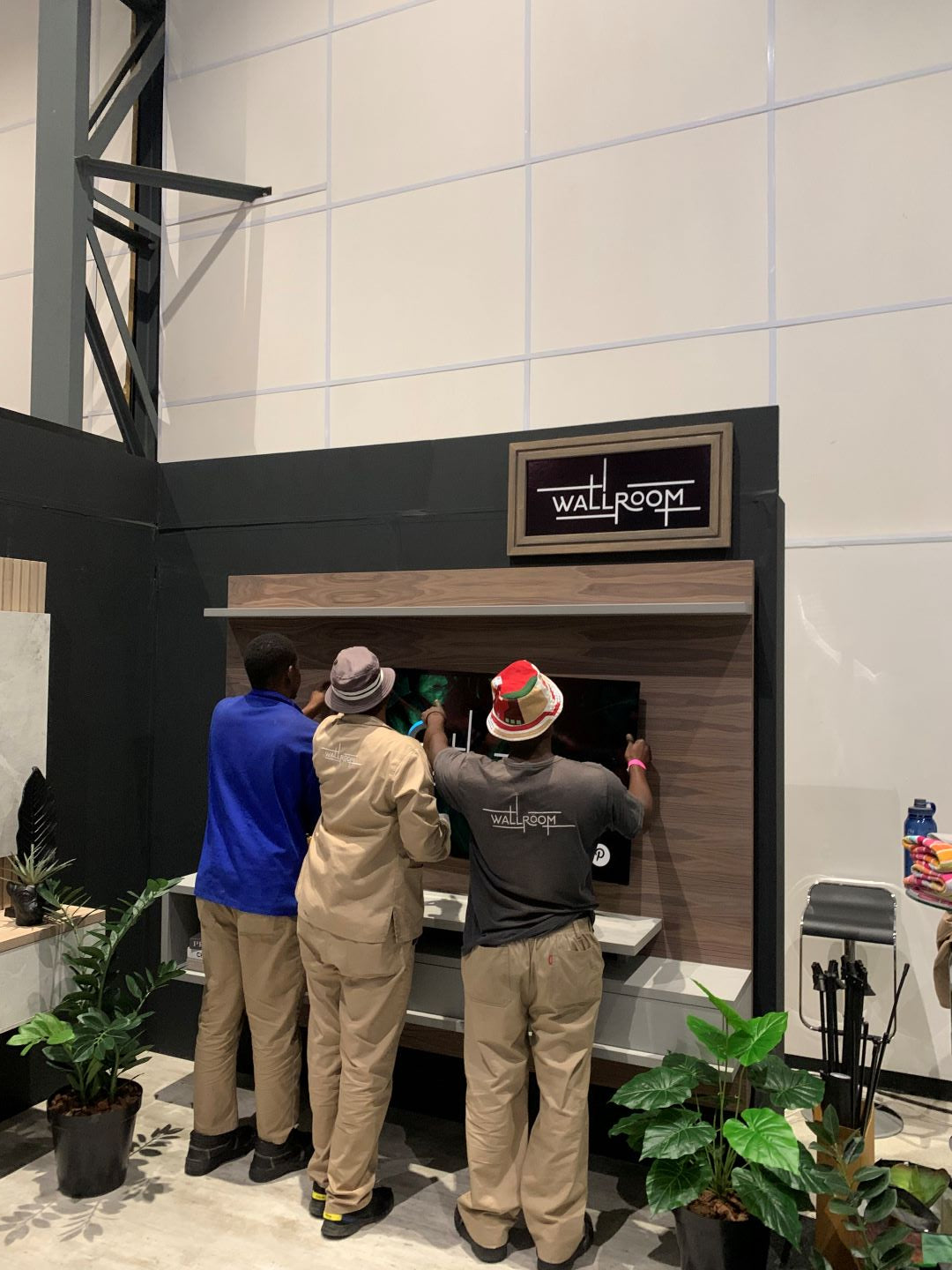 The Best of Wallroom™'s Expo Exhibits: A Visual Showcase